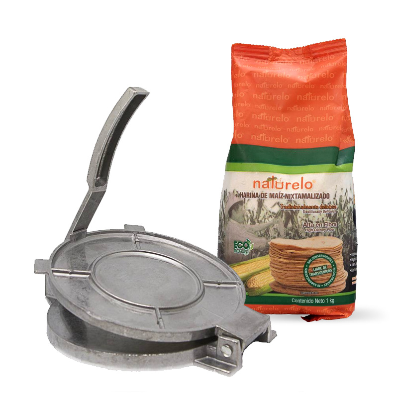 Un pack constitué de farine Maza Real et une presse à tortilla